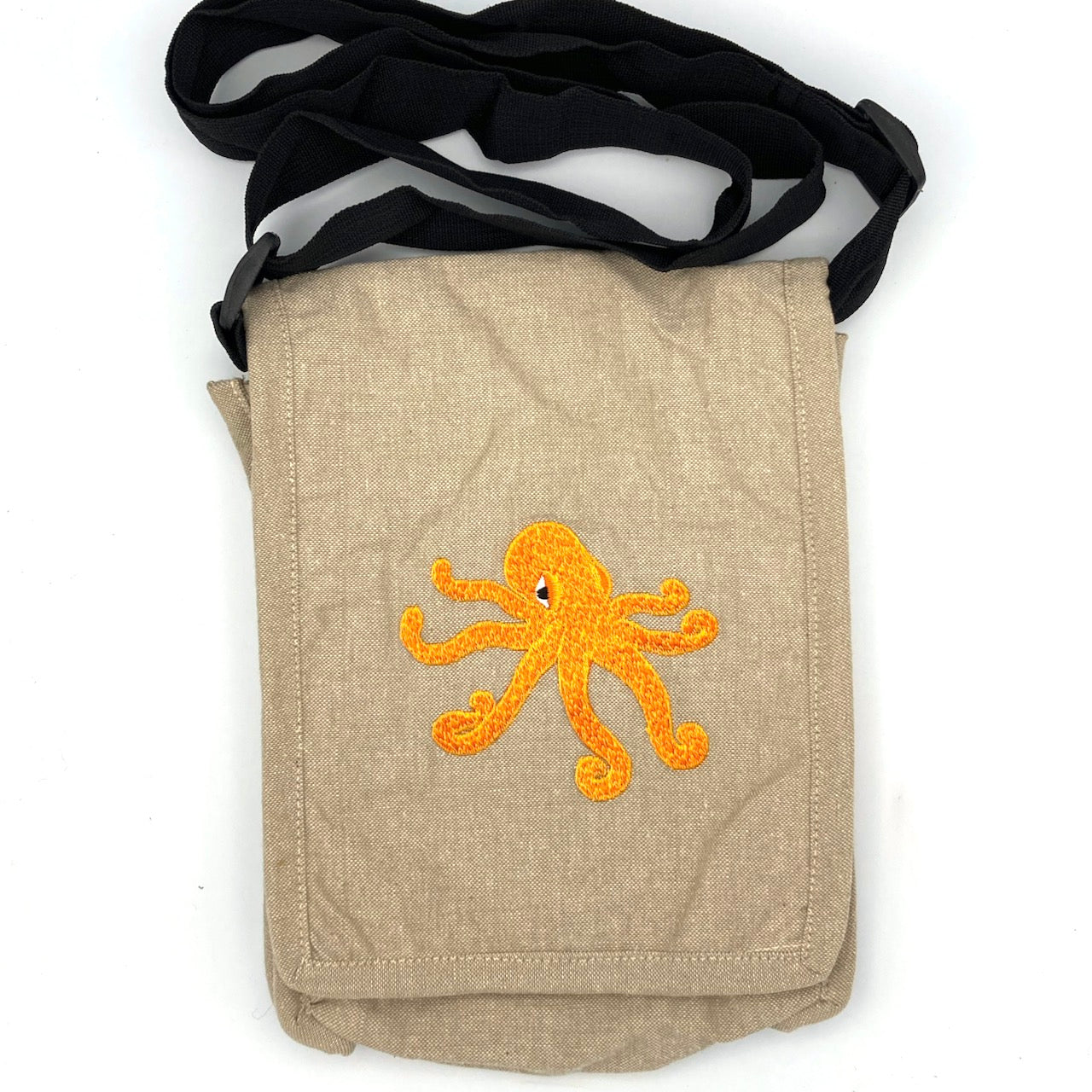 Giant Pacific Octopus Field Bag – Women of the Cloud Forest