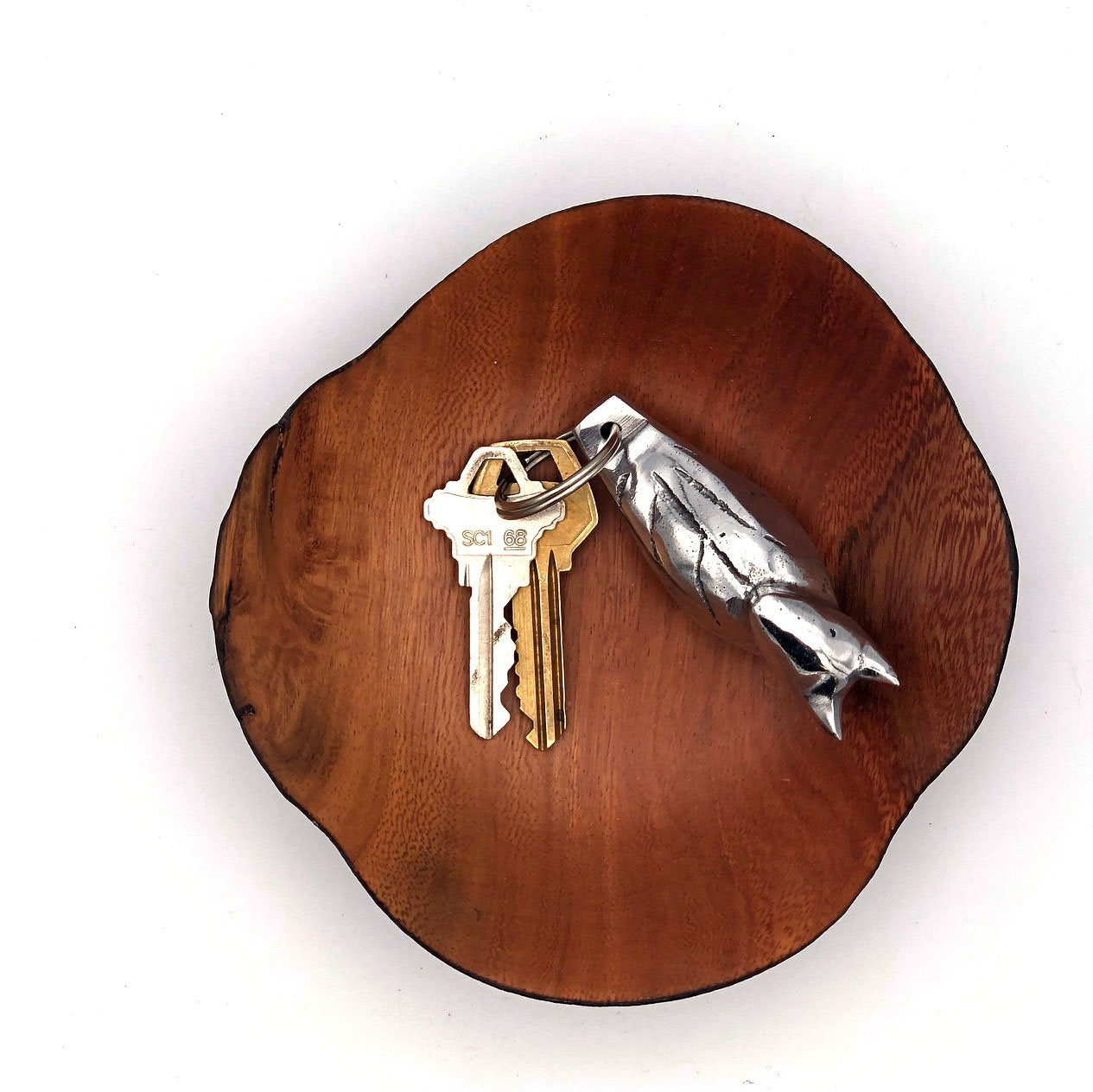 Recycled Aluminum Bat Keychain – Women of the Cloud Forest