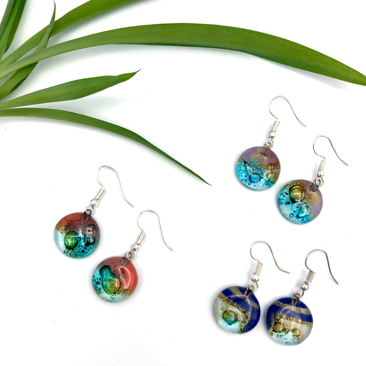 Small Circle Glass Earrings – Women of the Cloud Forest